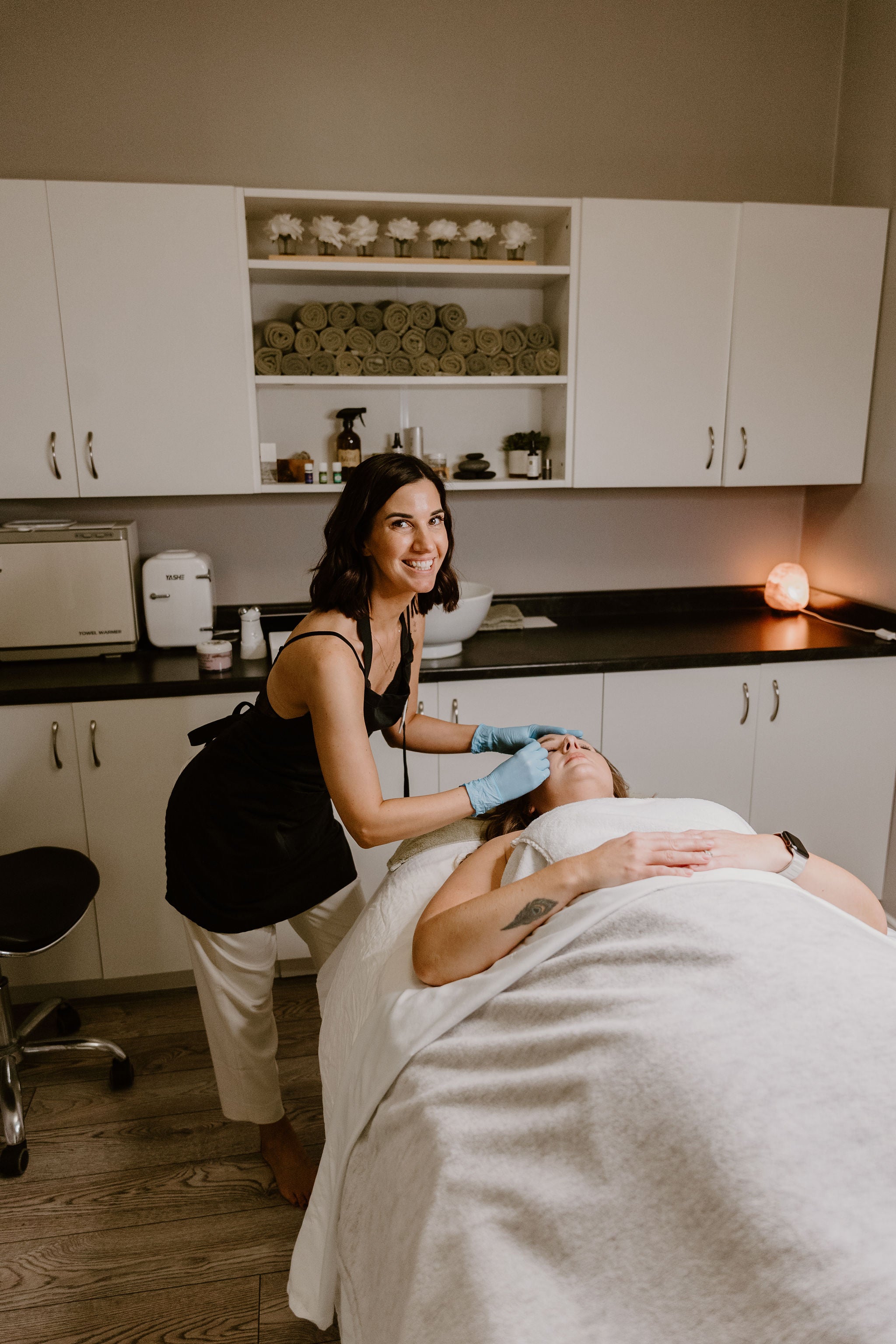 Premium Hard Wax, Vajacials & Aftercare for Pro's – Bushbalm Wholesale